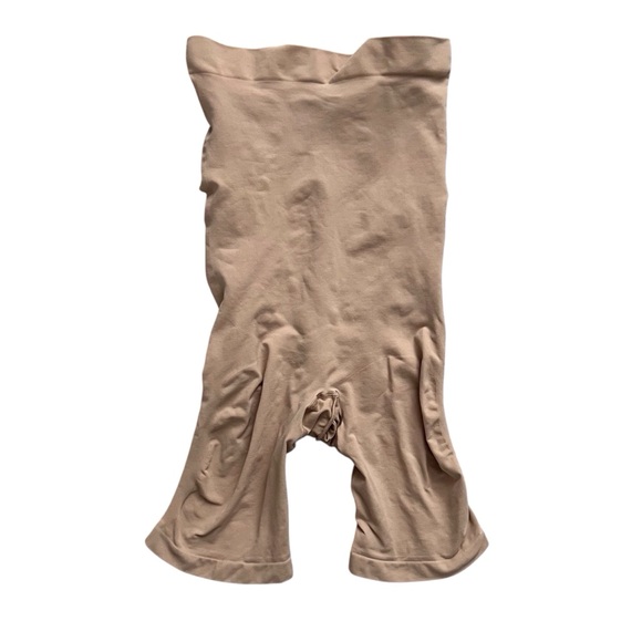SKIMS | Intimates & Sleepwear | Skims Shapewear Shorts High Waisted ...